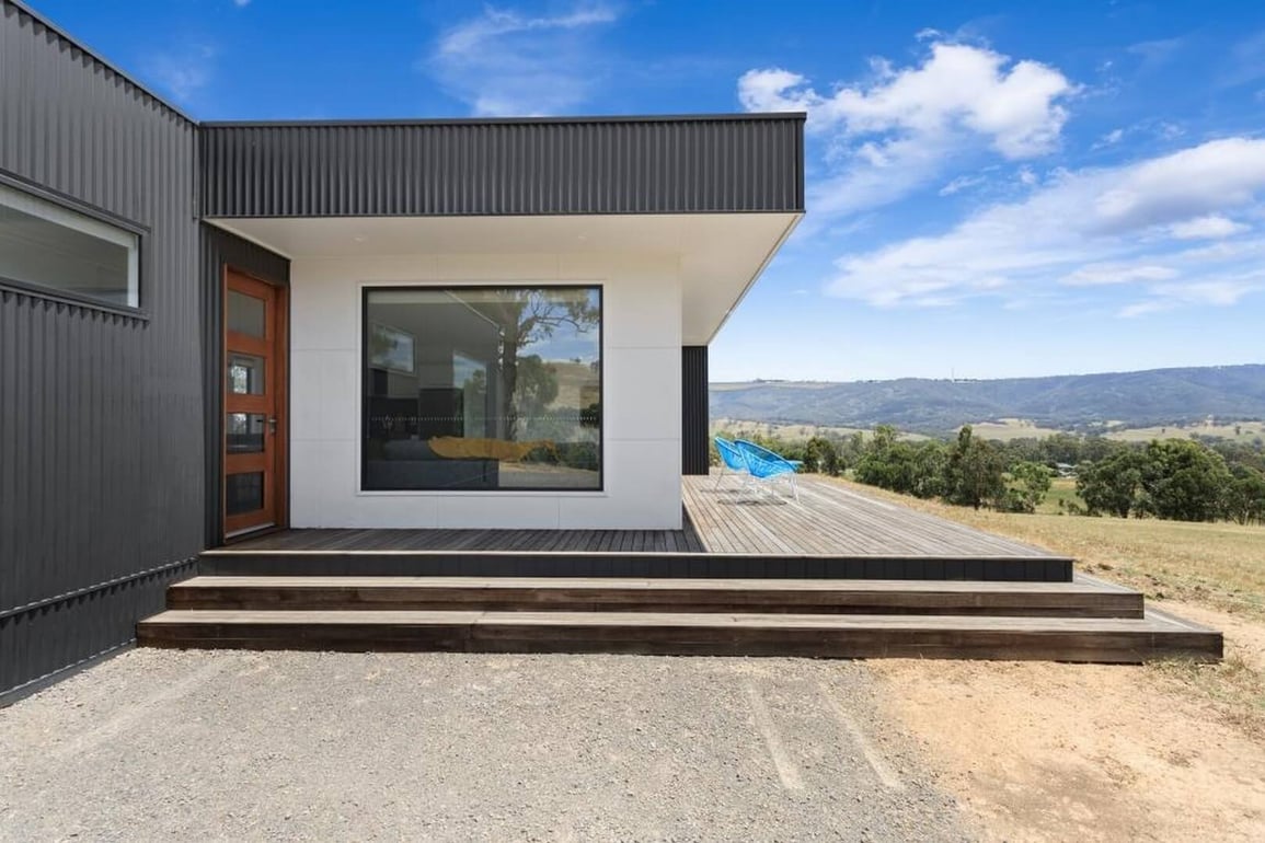 3 Top Tips for Building a Modular Home on a Sloping Block
